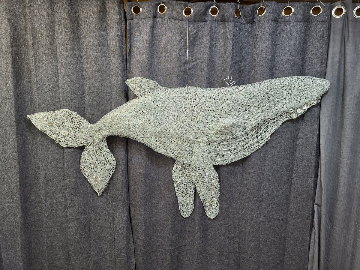Chicken Wire Humpback Whale Calf -1/3 Size Scale – Wire Artist Laura ...